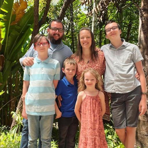 Ben & Amy Straub - IBMG Website